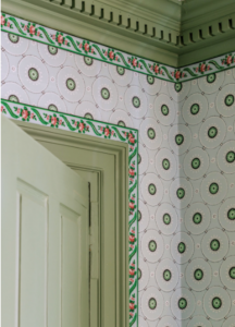 How to Hang Wallpaper Borders - WallpaperBuddy™